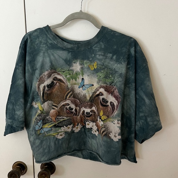 The Mountain Sloths | Tops | The Mountain Sloths Cropped Top Size Sm ...